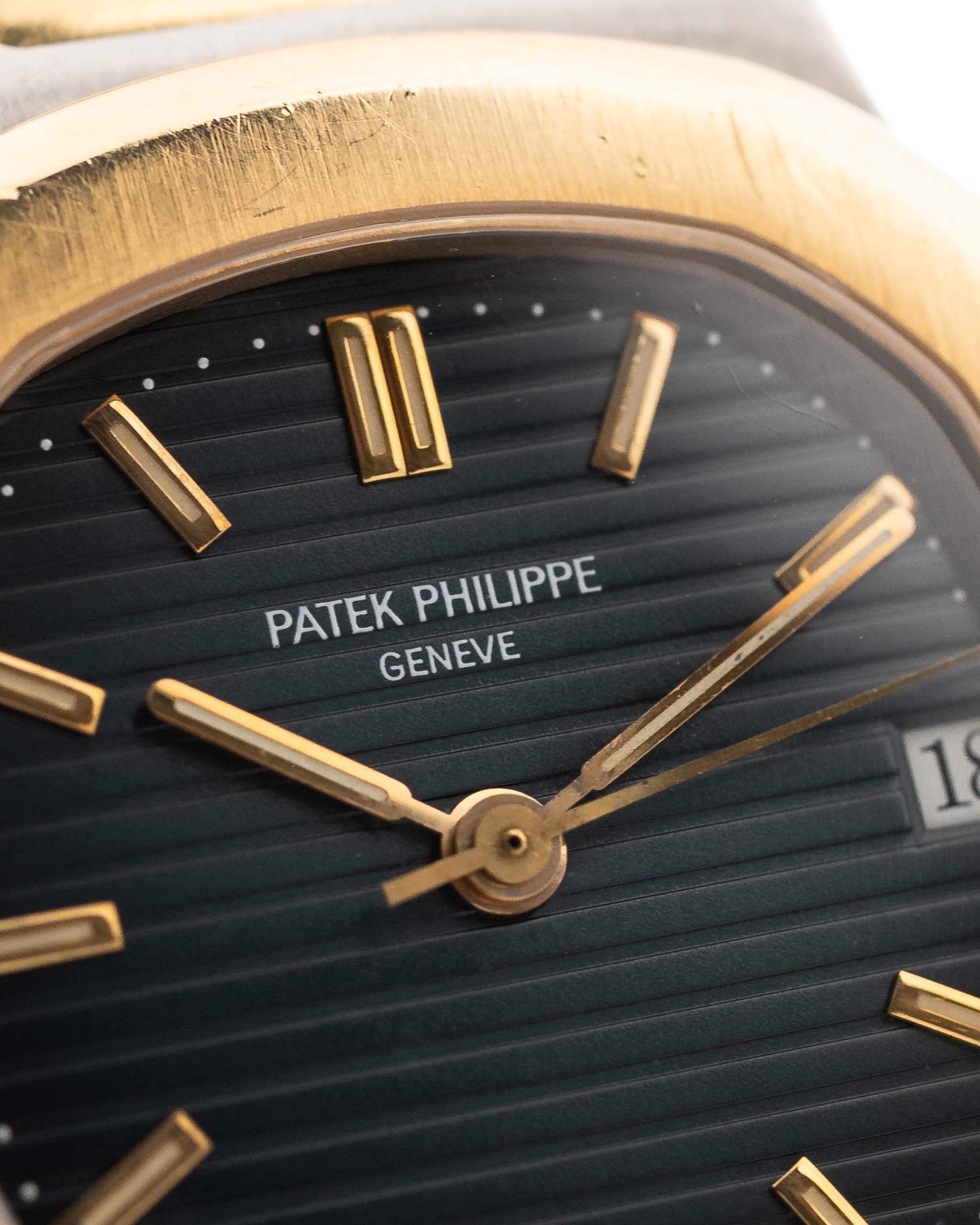 Patek Philippe Nautilus 3800/1 Two Tone 1990 – GOLDAMMER
