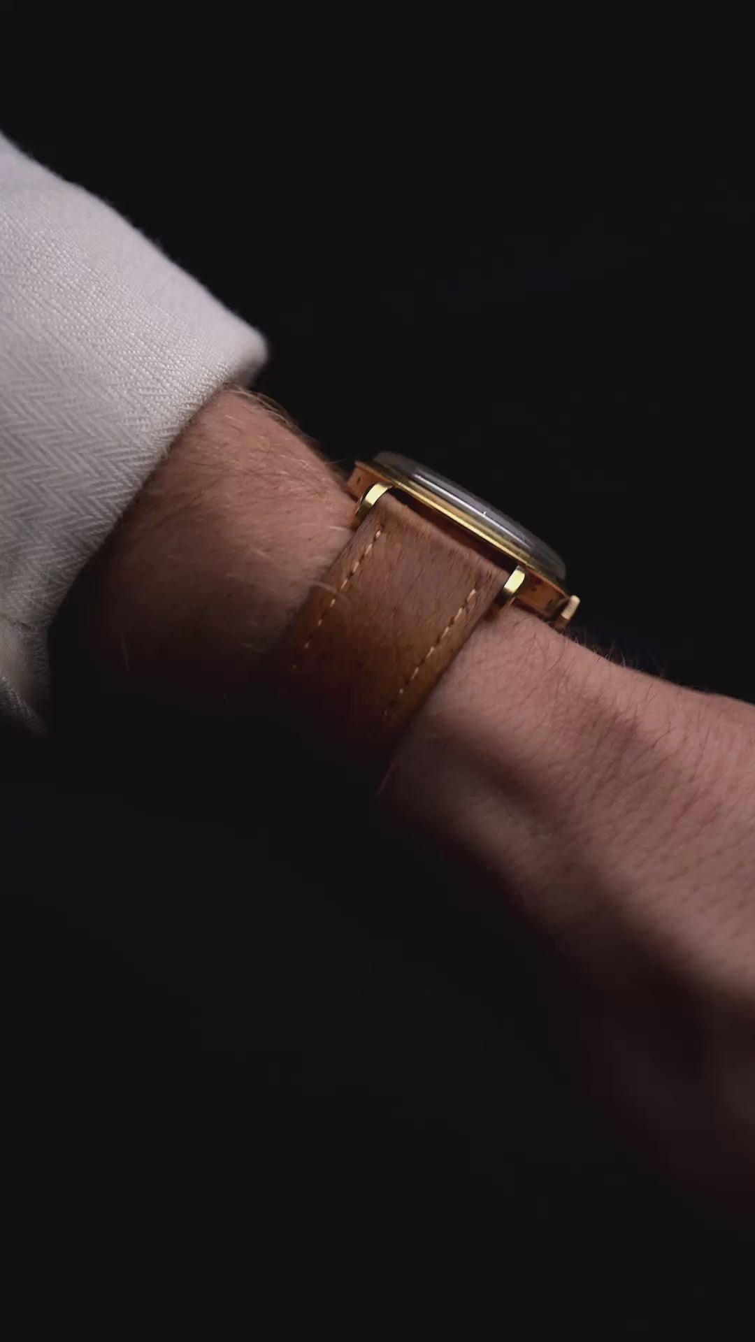 Omega Cosmic 2485 Moonphase Jumbo 1947 – GOLDAMMER